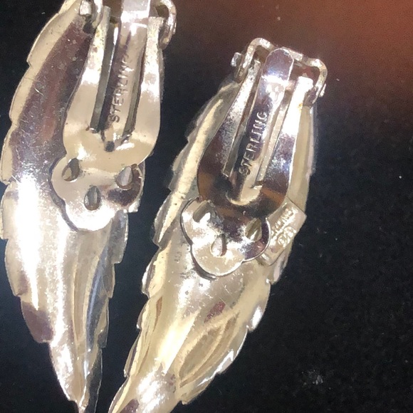 Binder Brothers Jewelry Vintage Sterling Binder Brothers Leaf Earrings Poshmark binder-brothers-jewelry-vintage-sterling-binder-brothers-leaf-earrings-poshmark